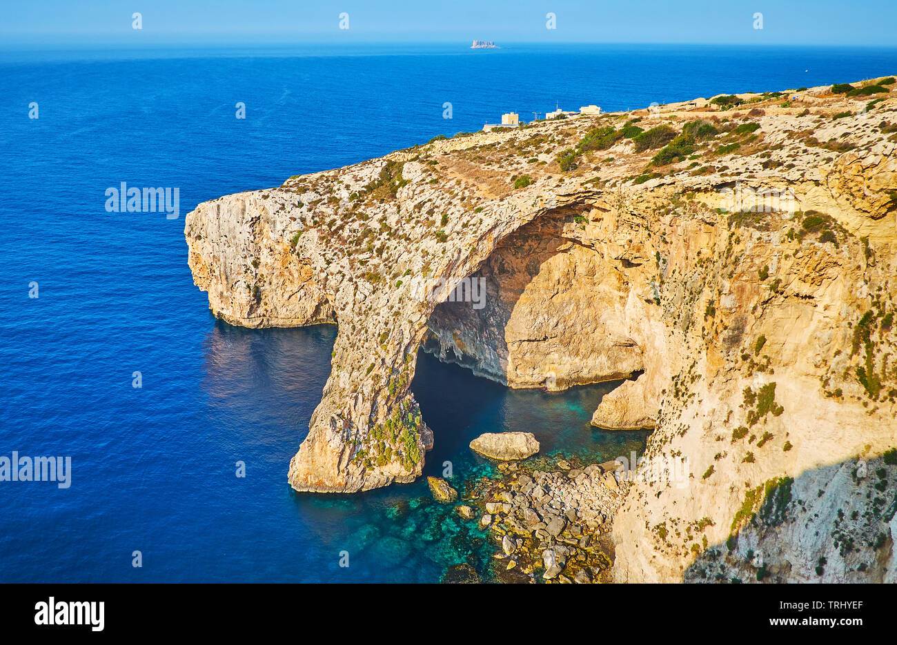 Malta blue grotto diving hi-res stock photography and images - Alamy