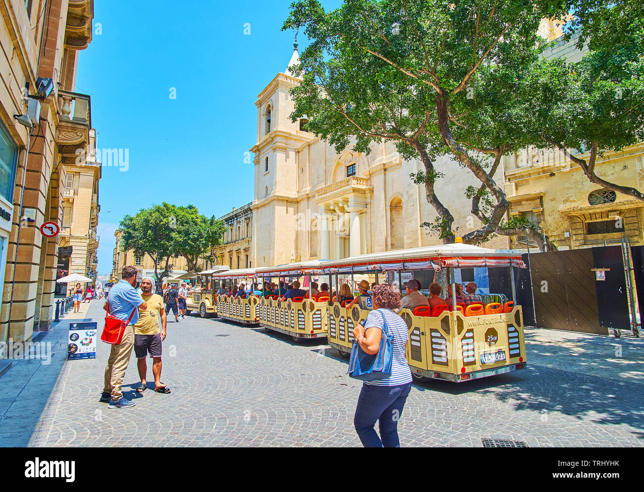 St john street valletta malta hi-res stock photography and images - Alamy