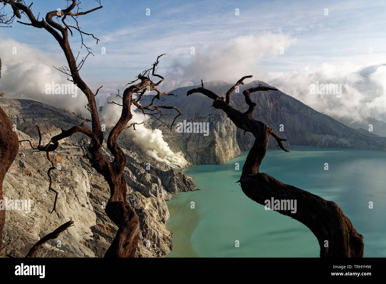 Kawah Ijen, Java island, Indonesia. 11th May, 2019. General view of Kawah Ijen volcano crater ...