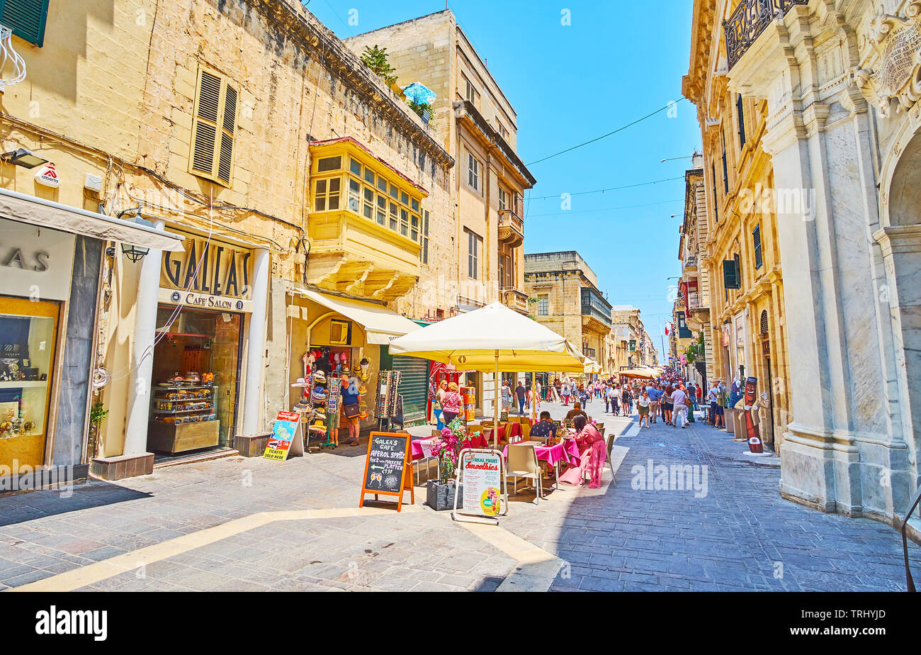 Malta souvenir shop tourist hi-res stock photography and images - Alamy