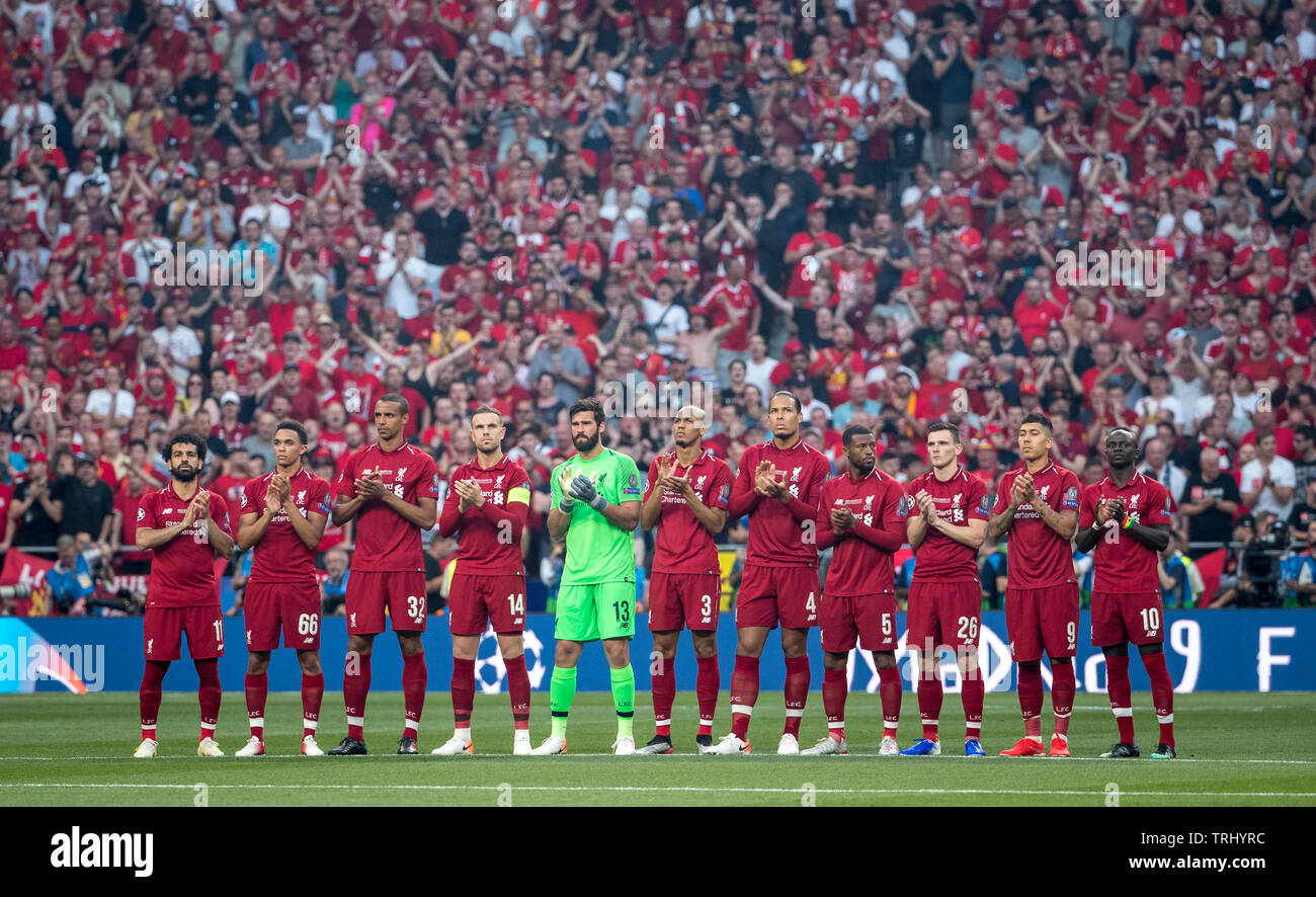 Liverpool players take part in a minutes applaud in memory of Antonio ...