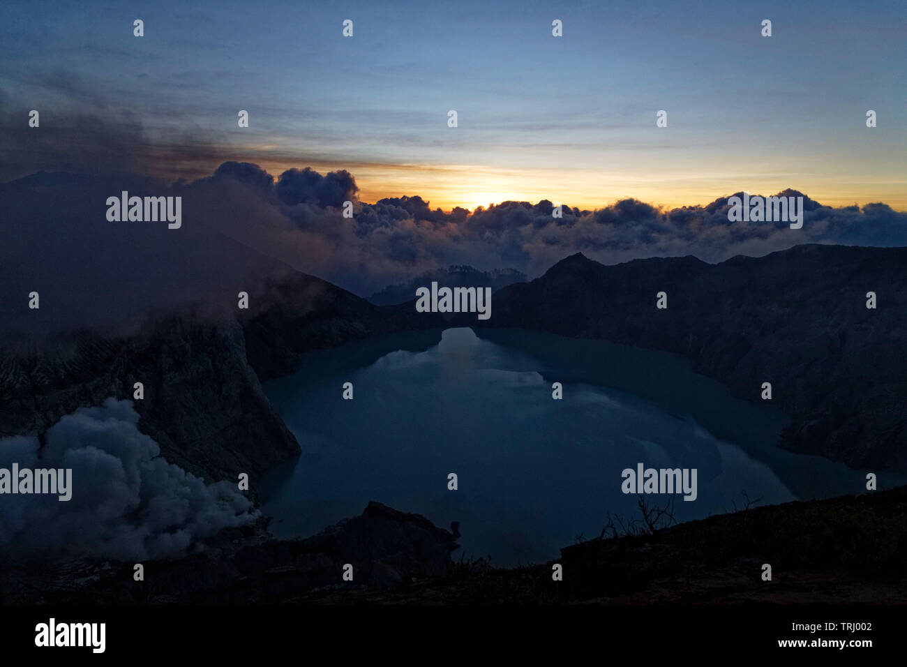 Kawah Ijen, Java island, Indonesia. 11th May, 2019. Panoramic view of Kawah Ijen volcano at ...