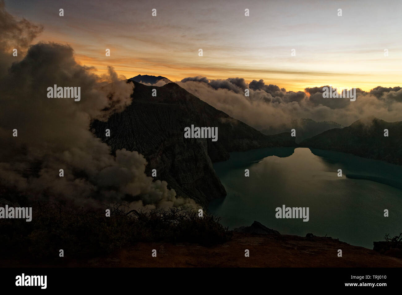 Kawah Ijen, Java island, Indonesia. 11th May, 2019. Panoramic view of Kawah Ijen volcano at ...