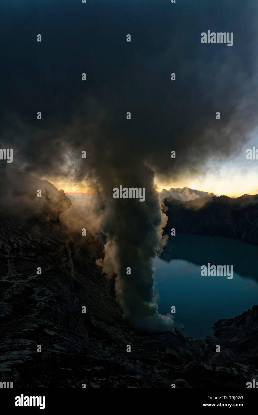 Kawah Ijen, Java island, Indonesia. 11th May, 2019. Panoramic view of Kawah Ijen volcano at ...