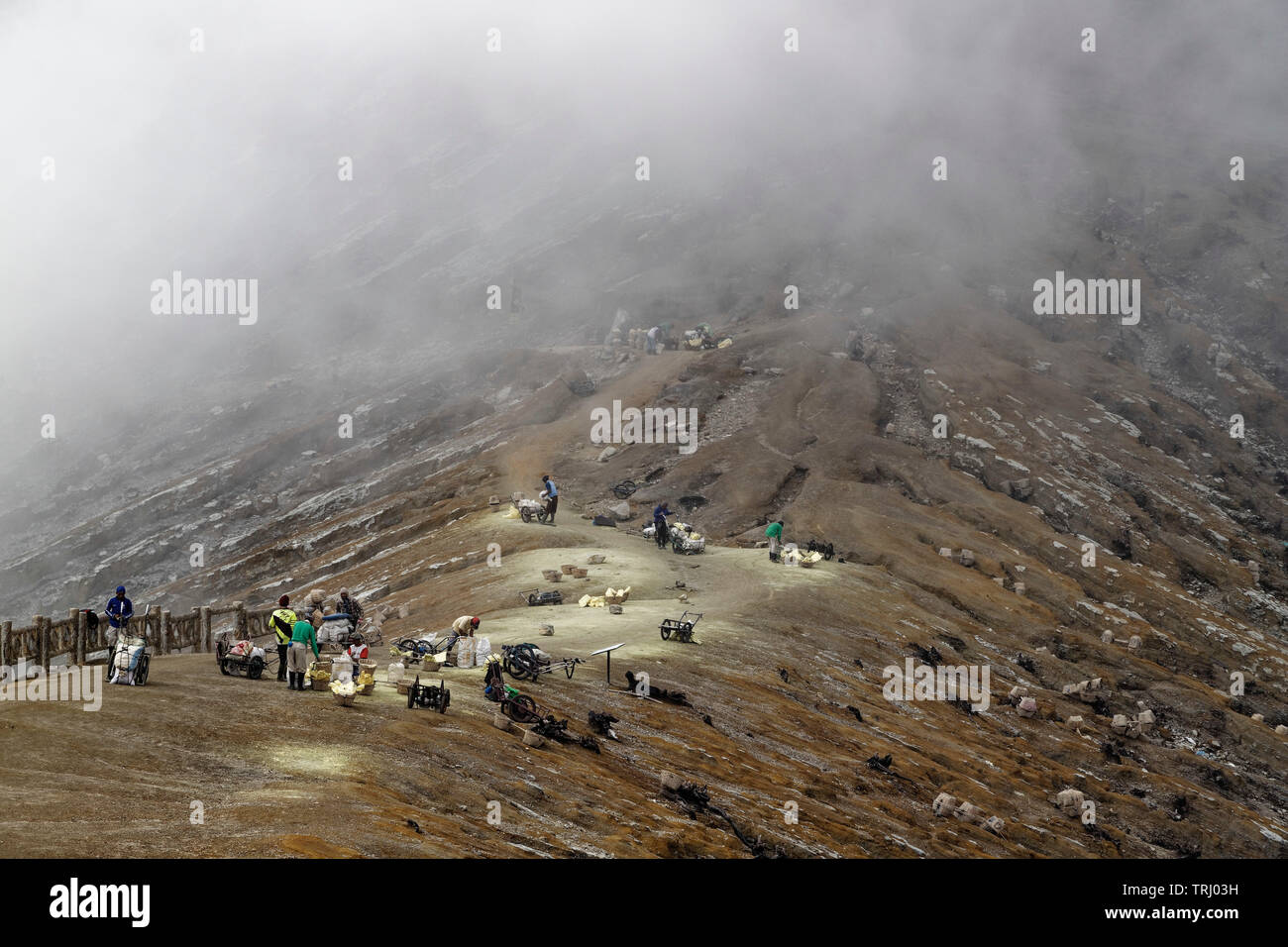 Kawah Ijen, Java island, Indonesia. 11th May, 2019. Panoramic view of sulfur carriers of Kawah ...