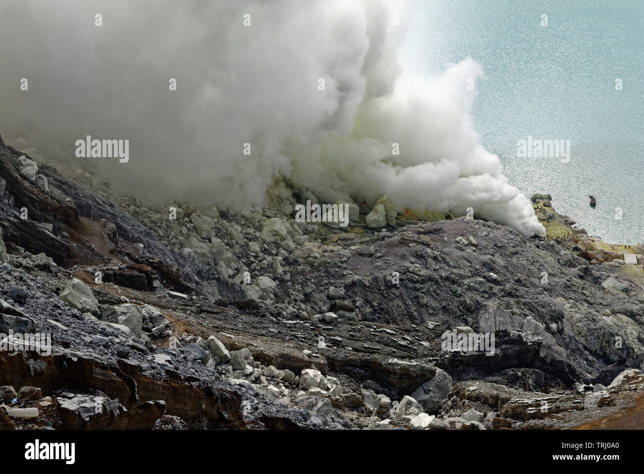 Kawah Ijen, Java island, Indonesia. 11th May, 2019. General view of Kawah Ijen volcano crater ...