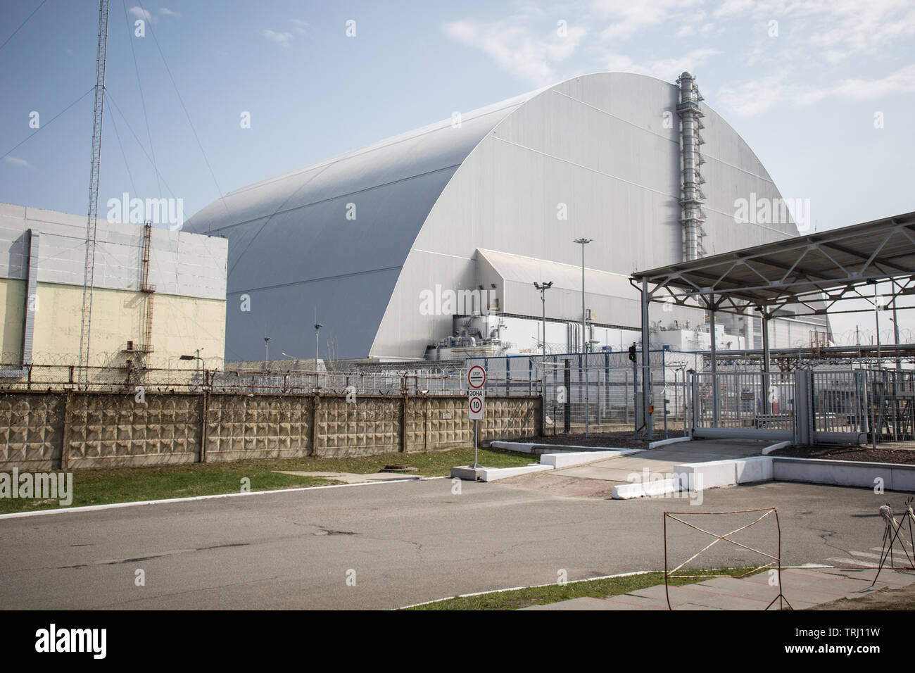 Chernobyl, Ukraine. 10th April, 2019. The New Safe Confinement covers ...