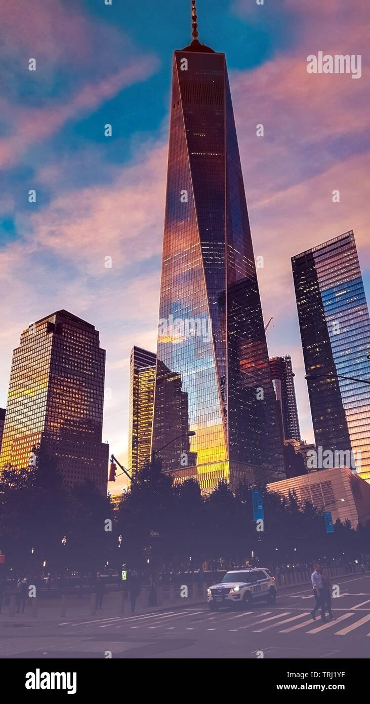 Skyscraper built structure hi-res stock photography and images - Alamy
