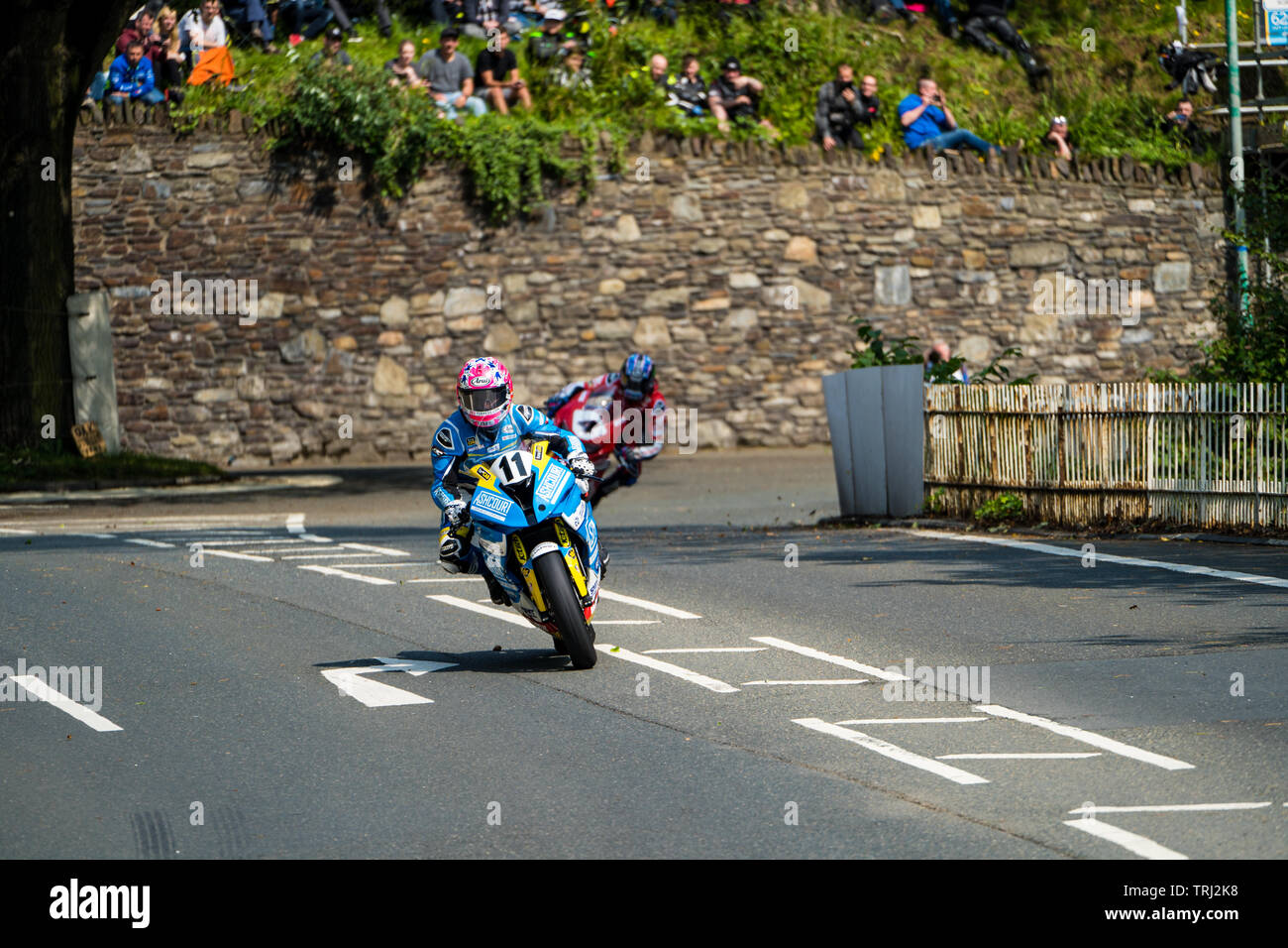 Motorcycle racers at the Isle of Man TT road race, 2019 Stock Photo - Alamy
