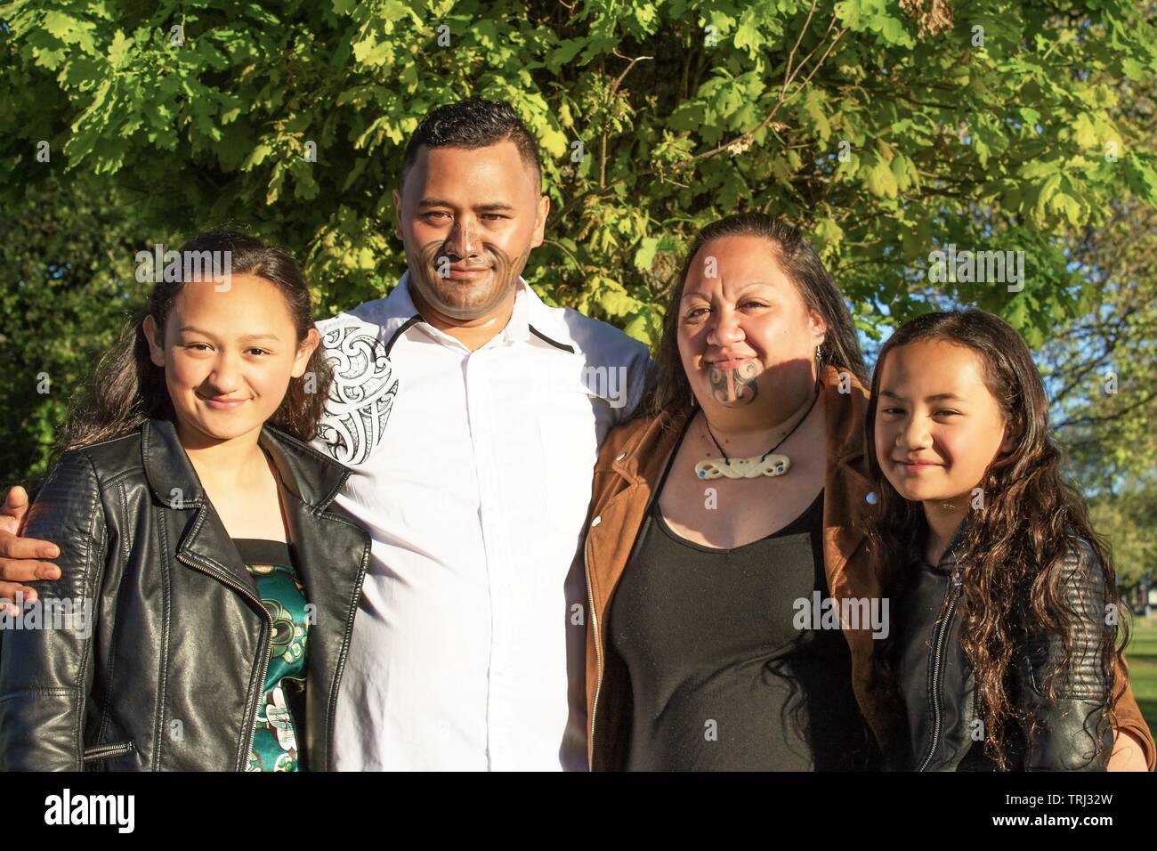 Maori people smiling hi-res stock photography and images - Alamy