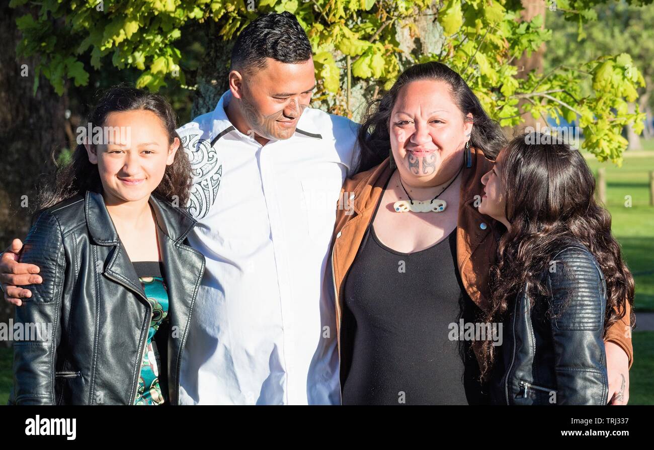 Maori people smiling hi-res stock photography and images - Alamy