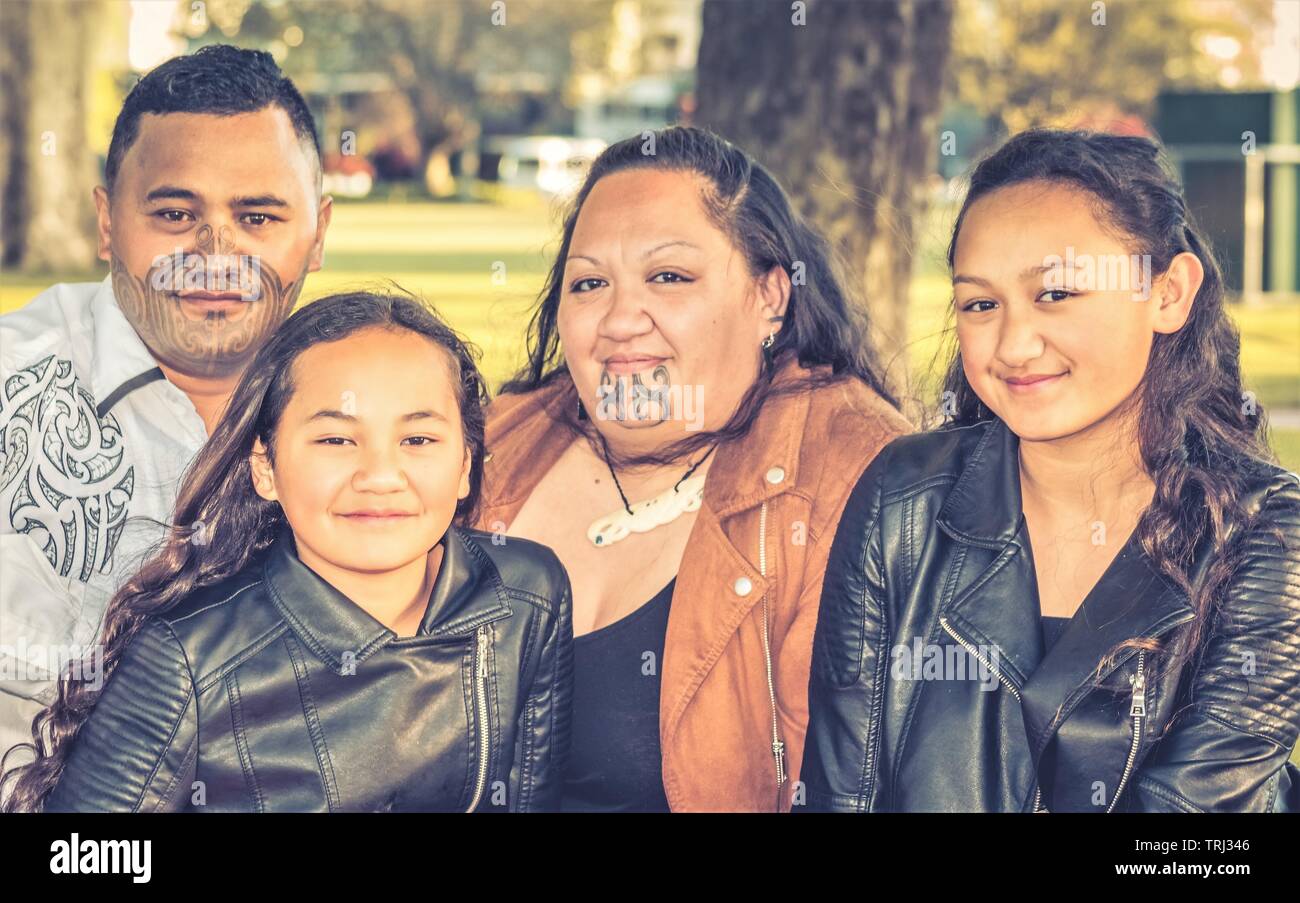 Maori people smiling hi-res stock photography and images - Alamy