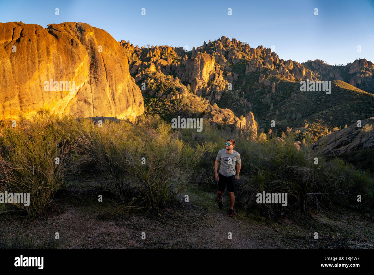 Pinnacles national park california hi-res stock photography and images ...