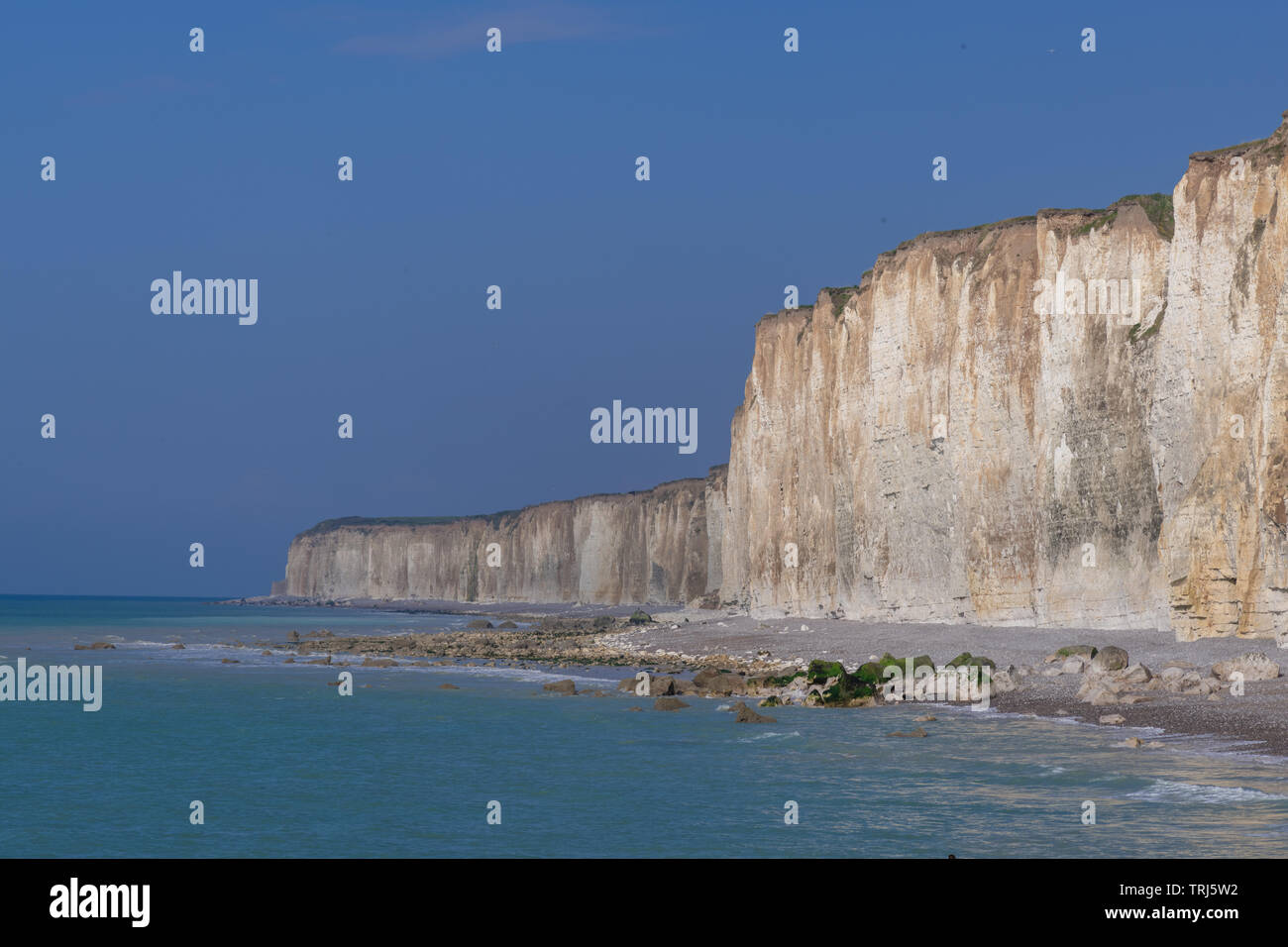 Normandy cliff waves hi-res stock photography and images - Alamy