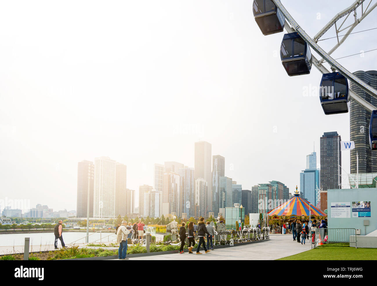 Chicago, IL, USA, October 2016: People and tourists having a day of fun ...