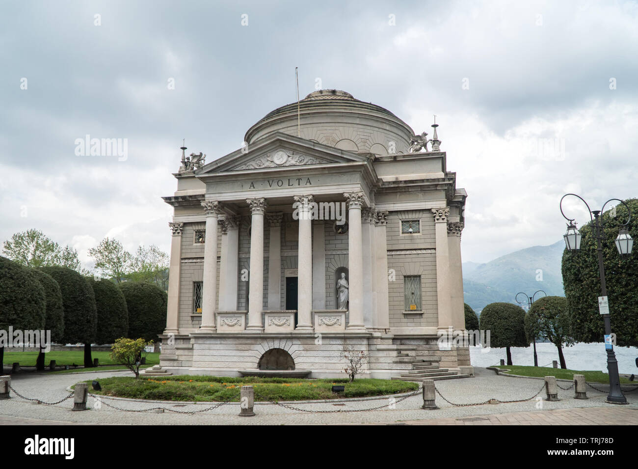 Volta Temple museum in Como, Italy. Tempio Voltiano Stock Photo - Alamy