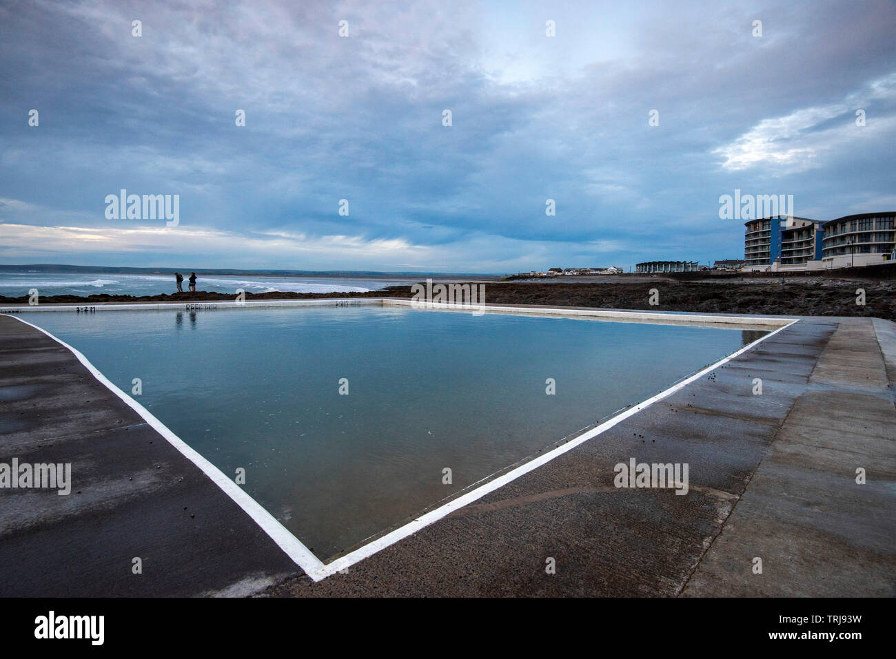 Rock pool swimming pool westward hi-res stock photography and images ...