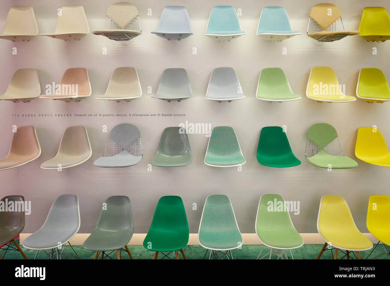 Green eames chair hi-res stock photography and images - Alamy