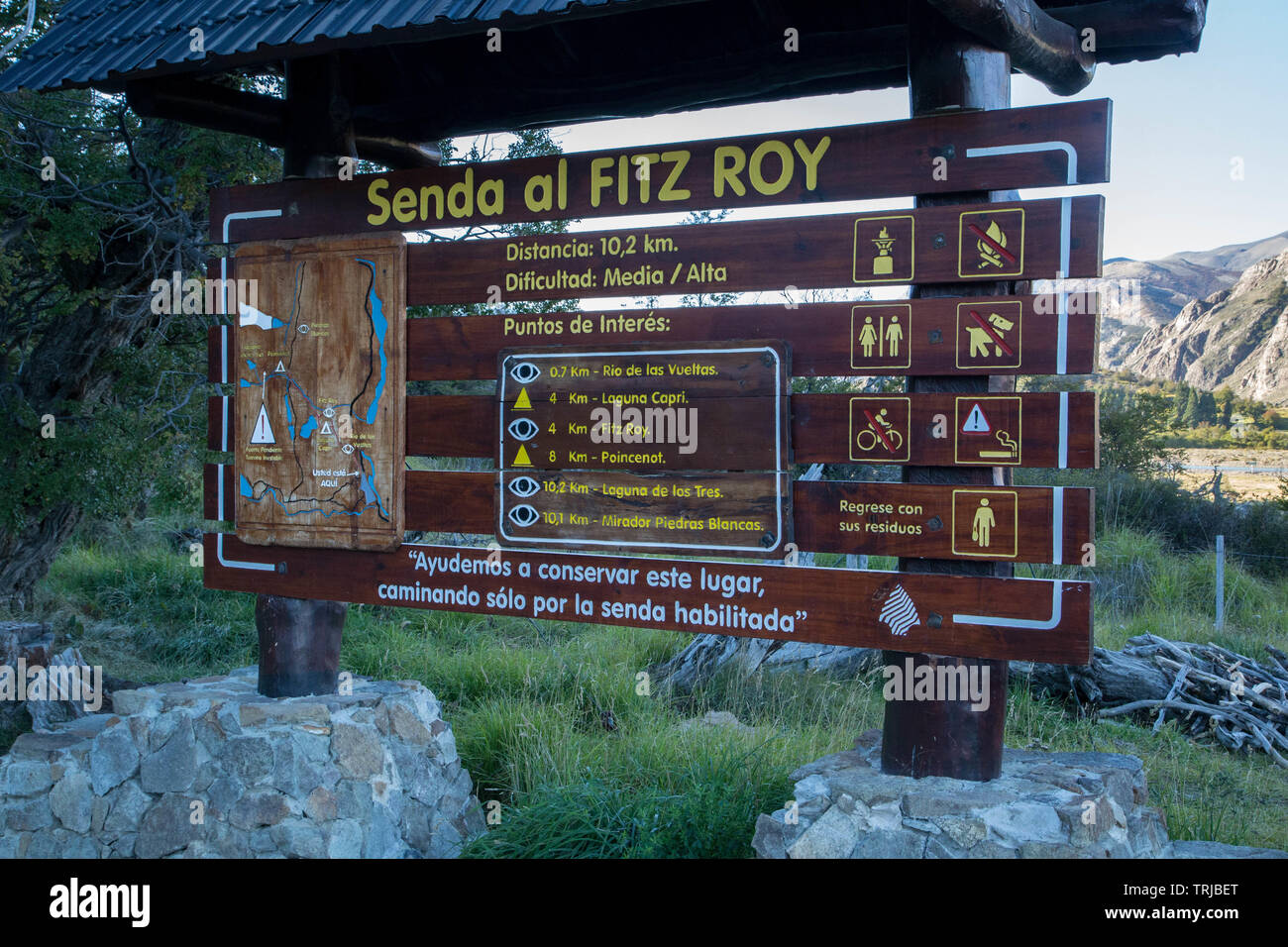 National park signs hi-res stock photography and images - Alamy