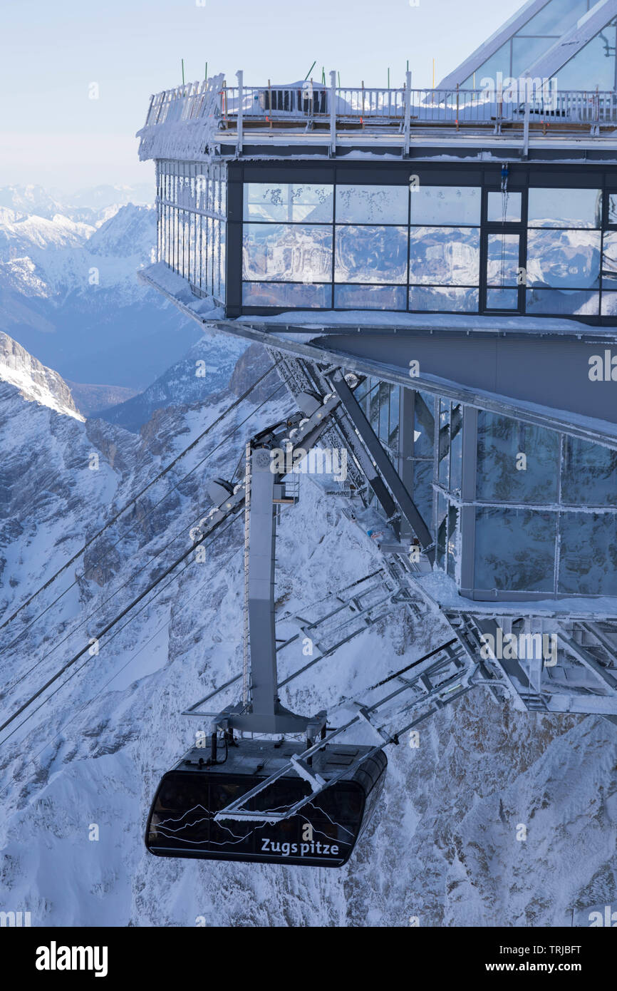 Cable car Zugspitze, Bavaria, Germany Stock Photo - Alamy
