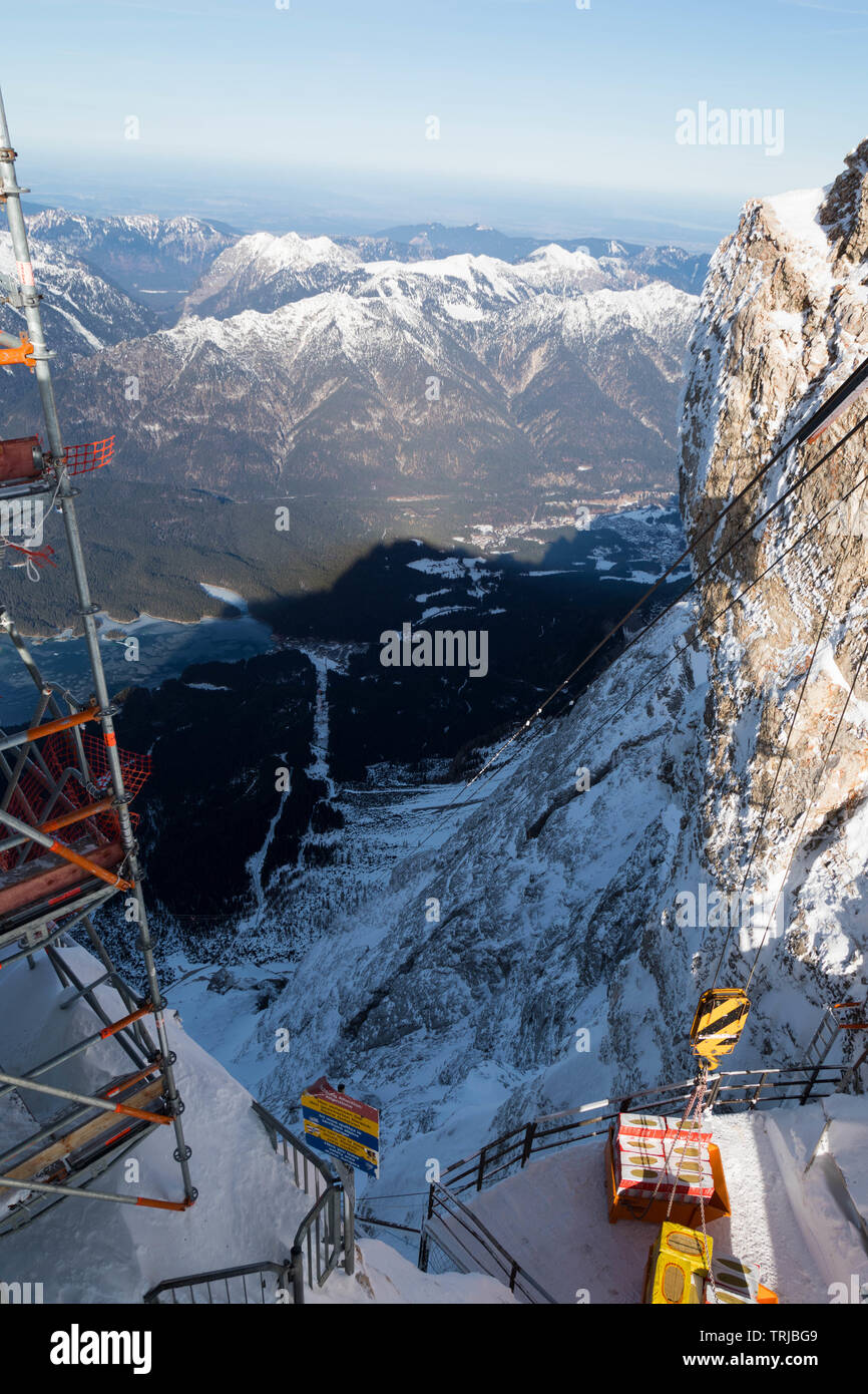 Germany’s most beautiful ski resort, Zugspitze glacier ski resort ...