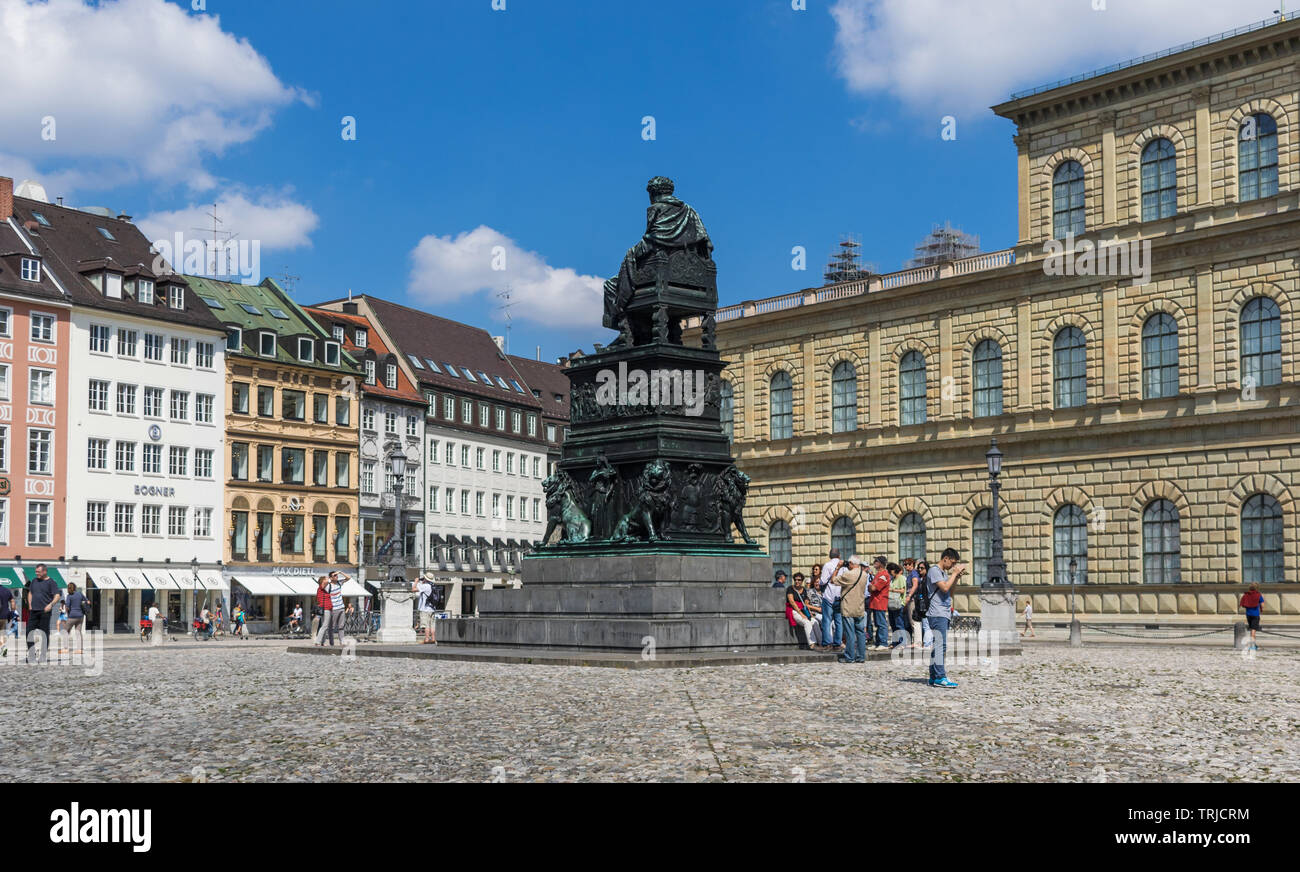 Munich, Germany - capital and largest city of the Baviera, Munich ...