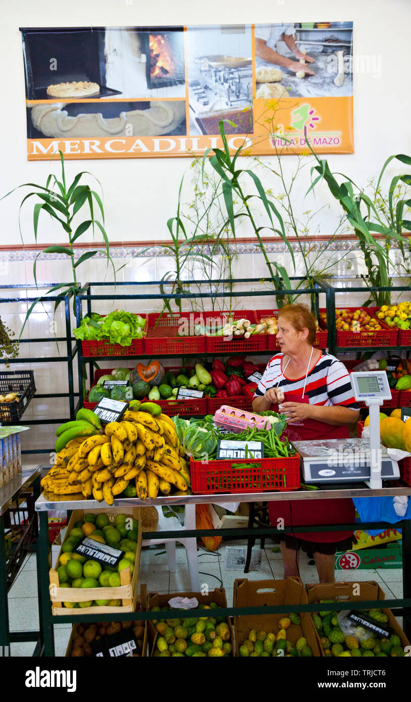 Mercado de productos palmeros. Pueblo Mazo. Isla La Palma. Provincia ...