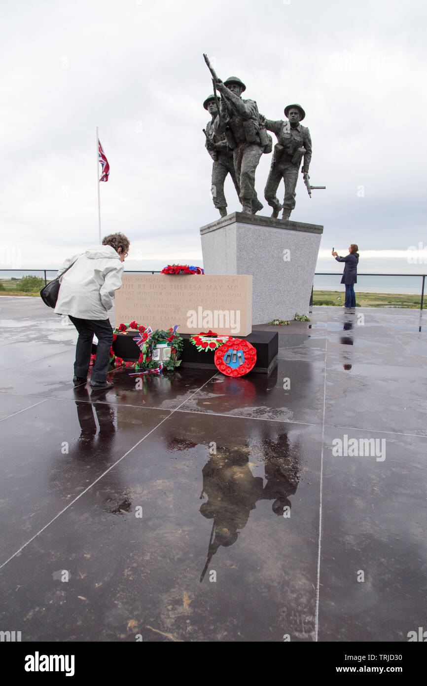 The british normandy memorial site hi-res stock photography and images ...