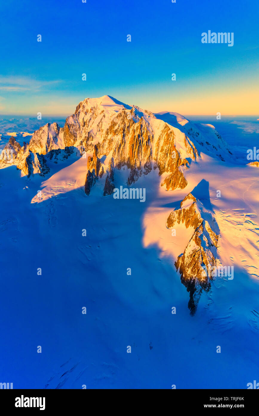 Aerial view of the mont blanc hi-res stock photography and images - Alamy