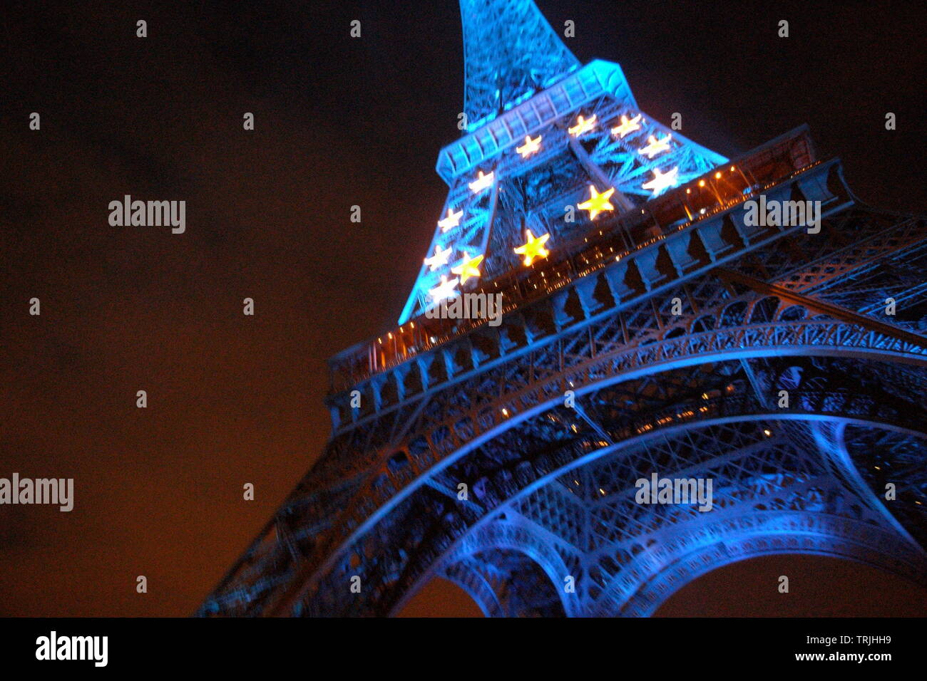 Eiffel Tower in blue light Stock Photo - Alamy