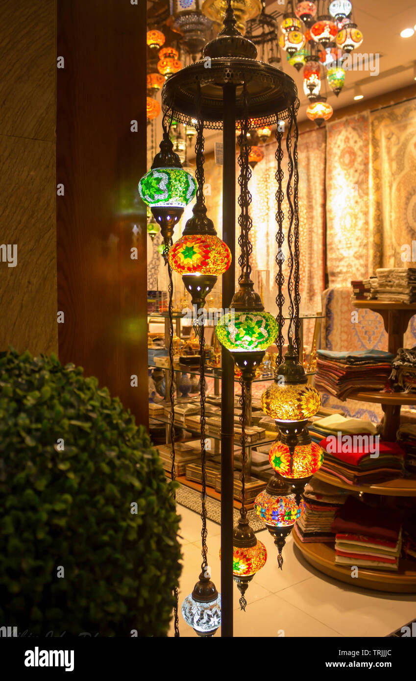 Uae traditional crafts hi-res stock photography and images - Alamy