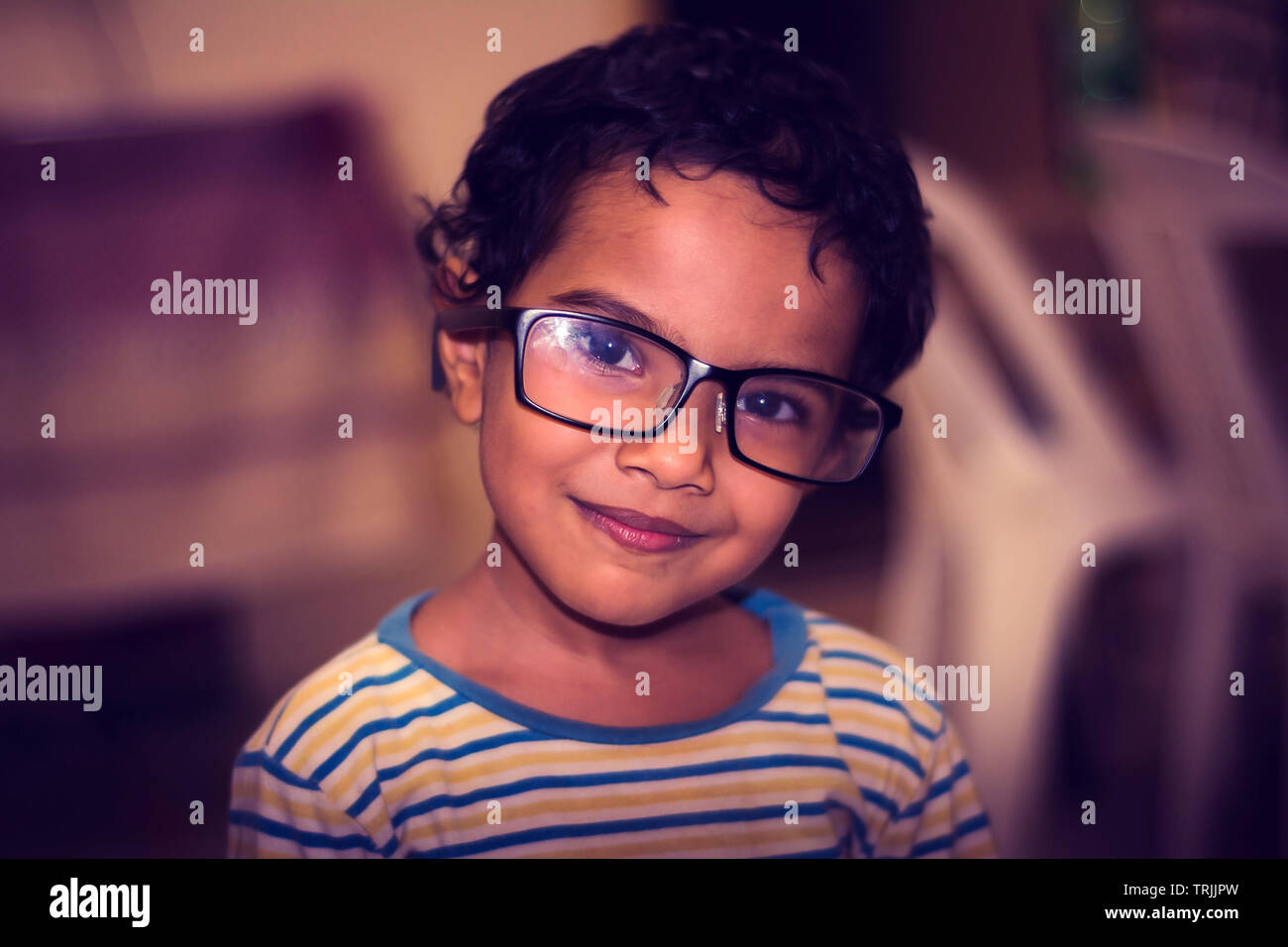 Beautiful indian girl wearing glasses hi-res stock photography and ...
