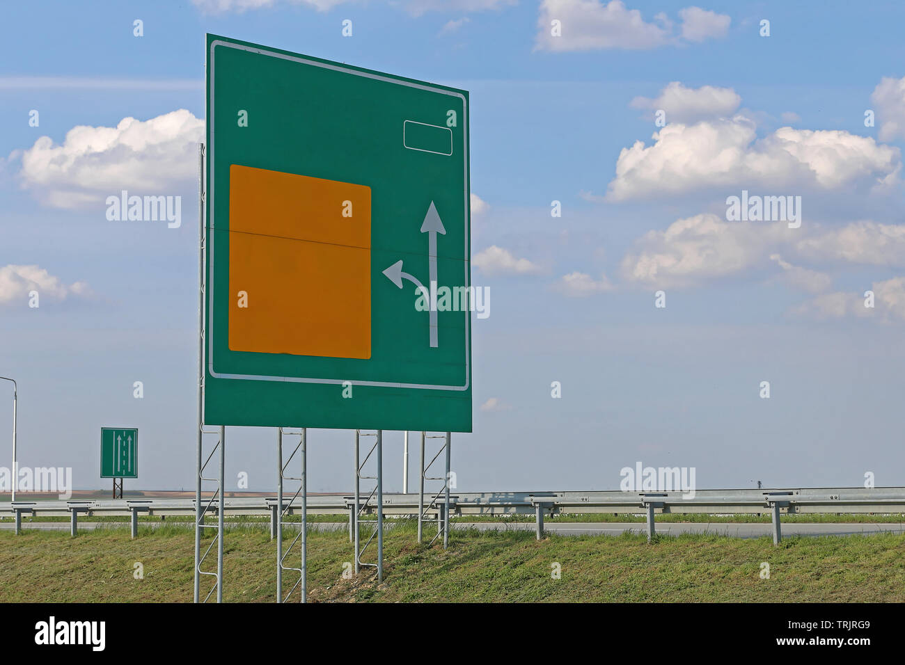 Big Advance Directional Sign at Highway Road Stock Photo - Alamy