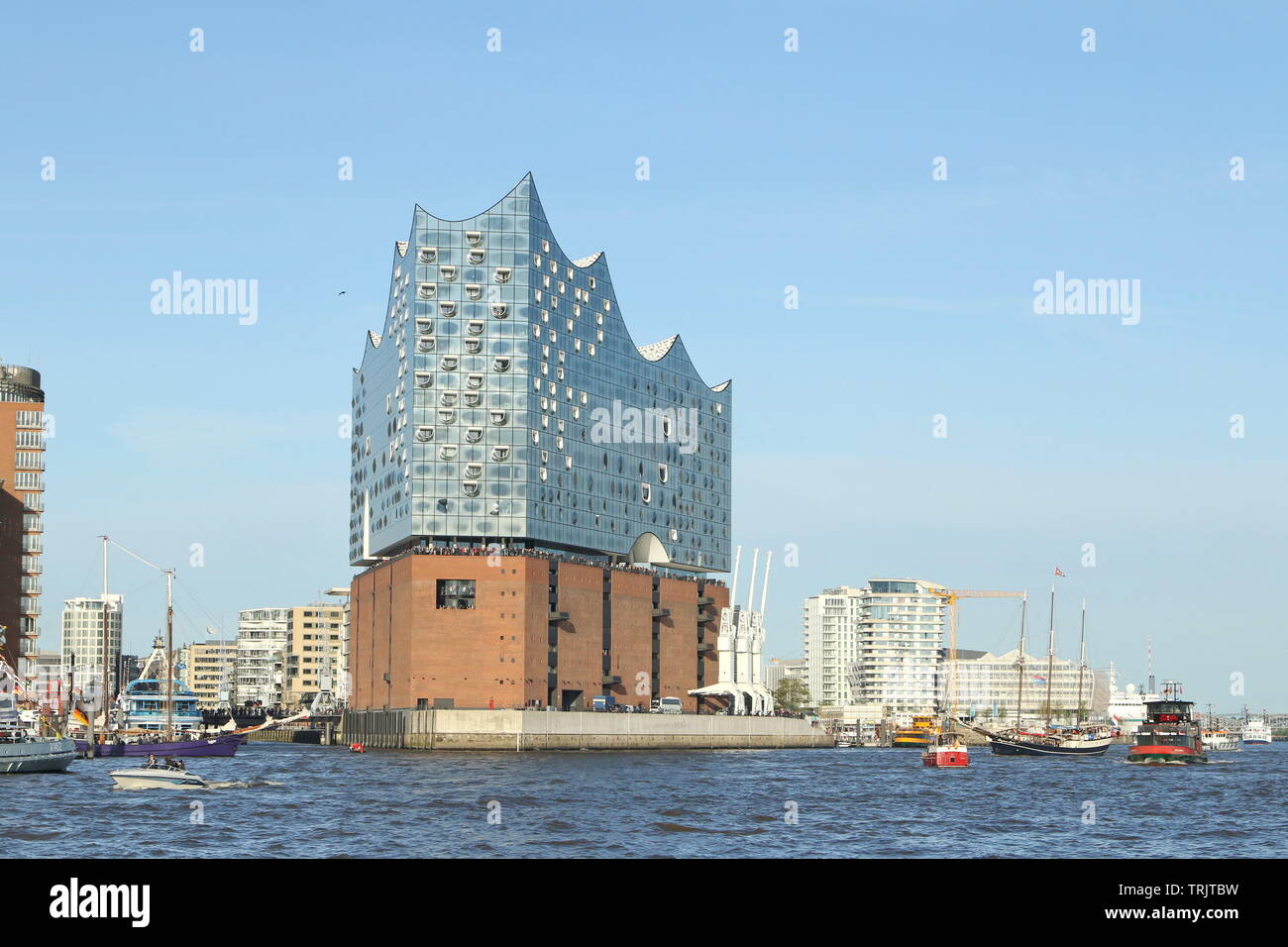 Elbe philharmonic hall in the harbor of Hamburg Stock Photo - Alamy