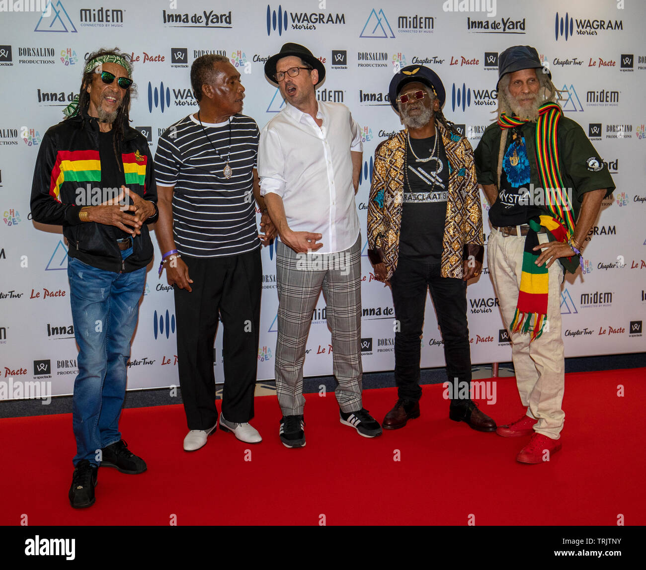 Inna hi-res stock photography and images - Alamy