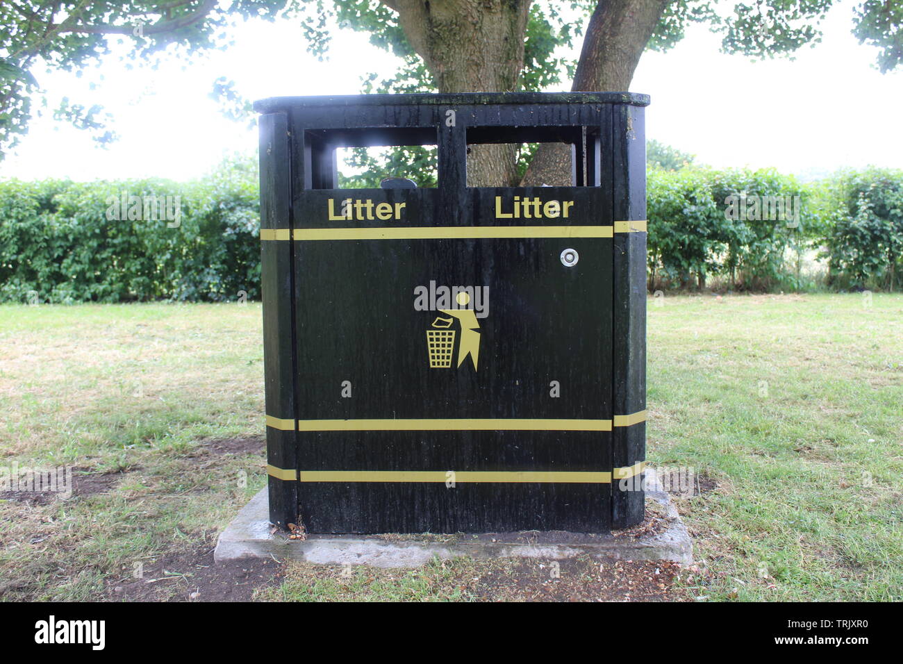 English bin hi-res stock photography and images - Alamy