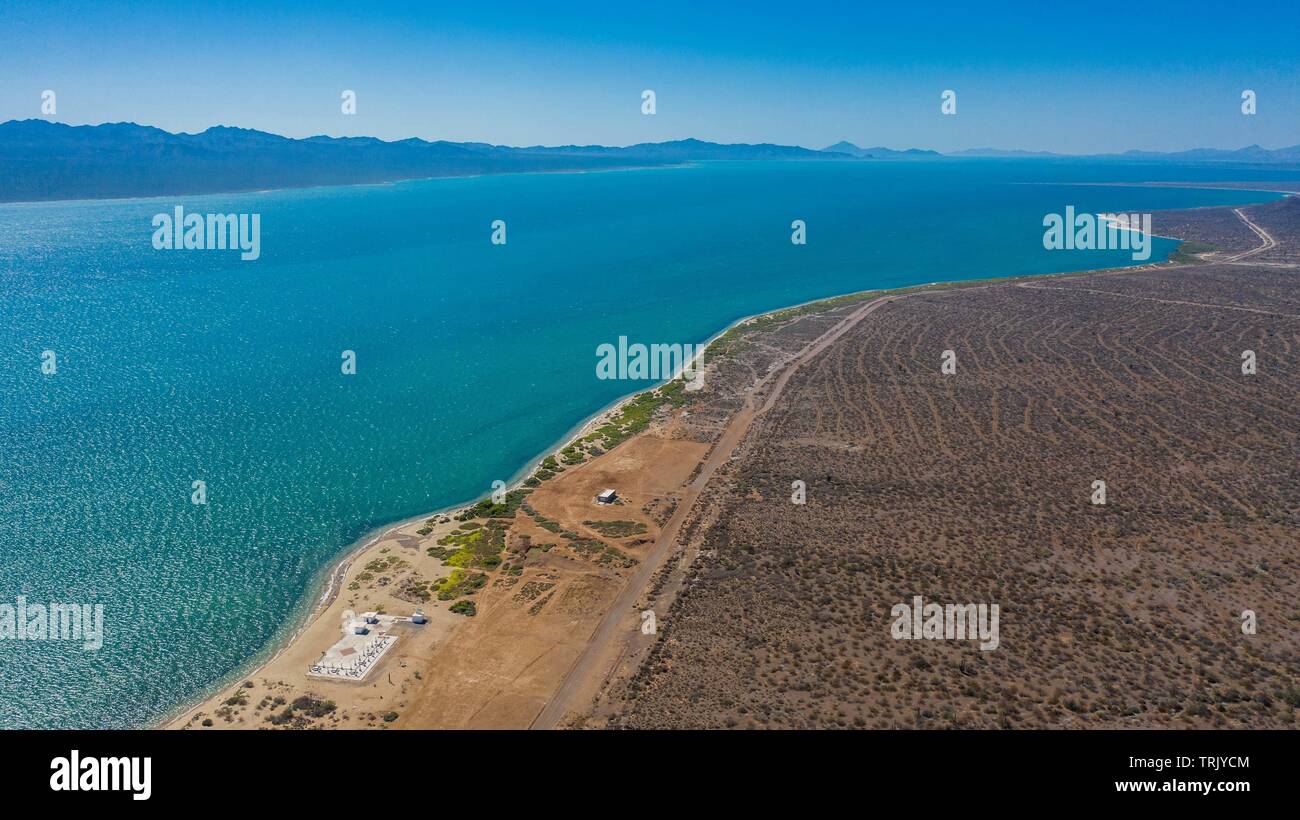 Estrecho del mar hi-res stock photography and images - Alamy