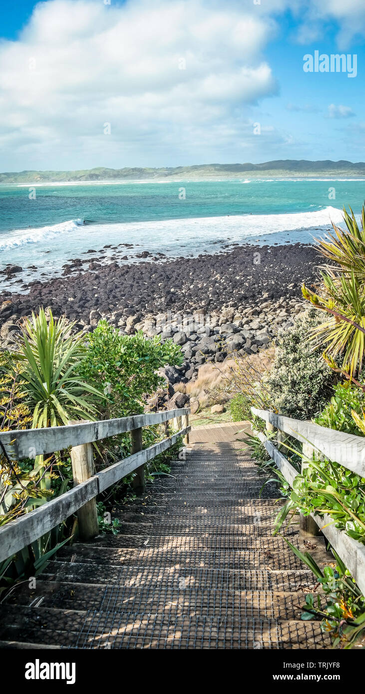 Manu bay raglan new zealand hi-res stock photography and images - Alamy