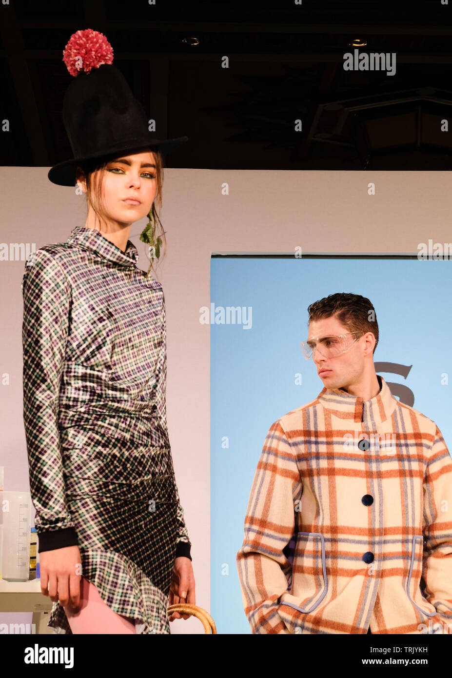 Simon Mo A/W2019 Presentation at the Freemason's Hall, London Stock Photo - Alamy