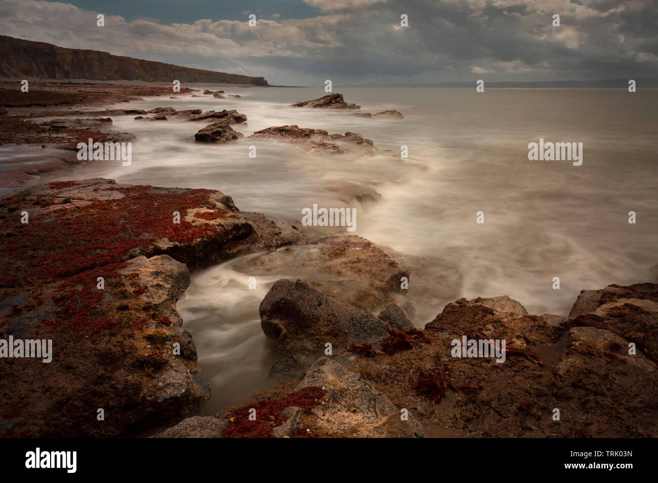 Dramatic sea at Monknash beach Stock Photo - Alamy