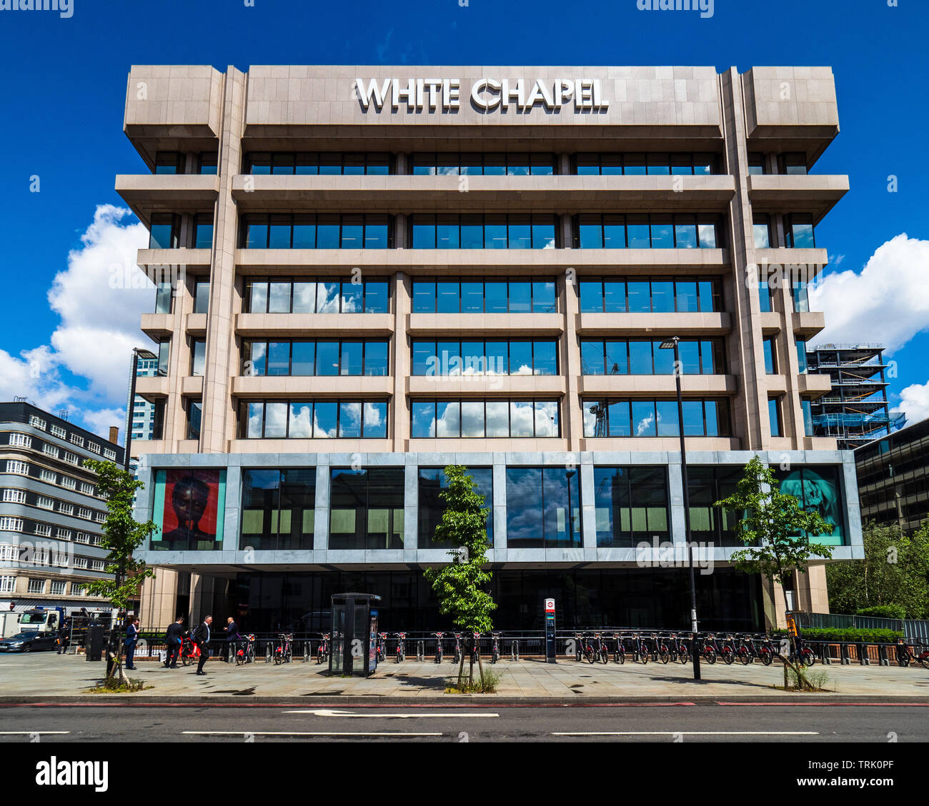 1980s london building hi-res stock photography and images - Alamy