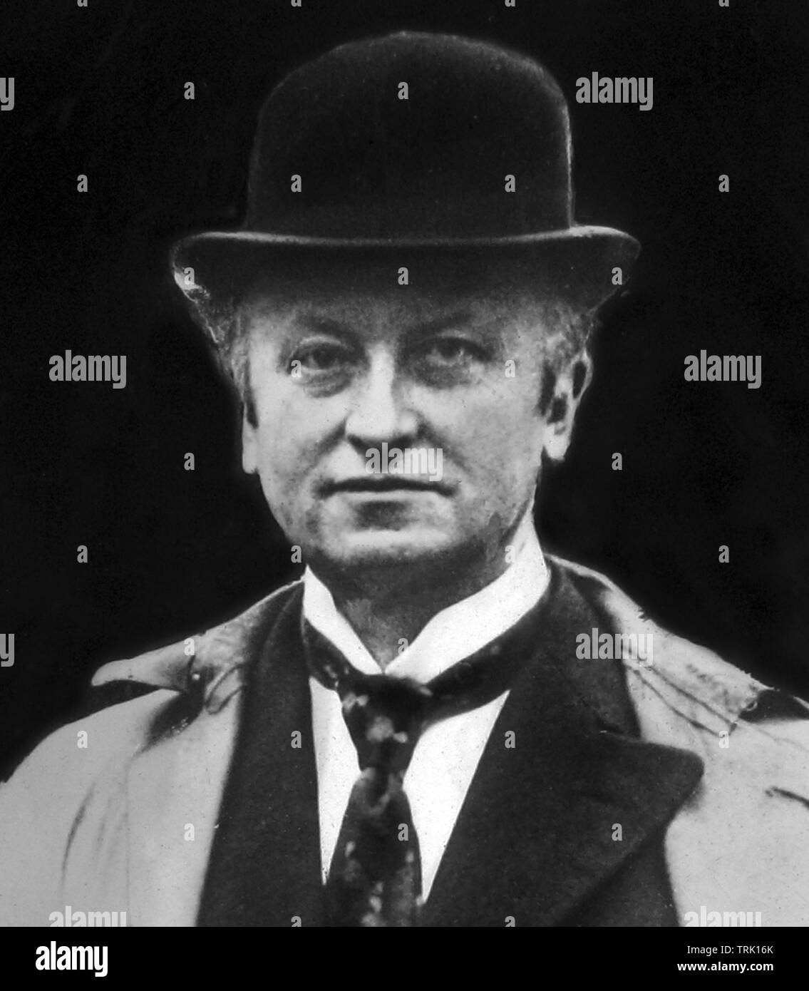 Earl curzon hi-res stock photography and images - Alamy