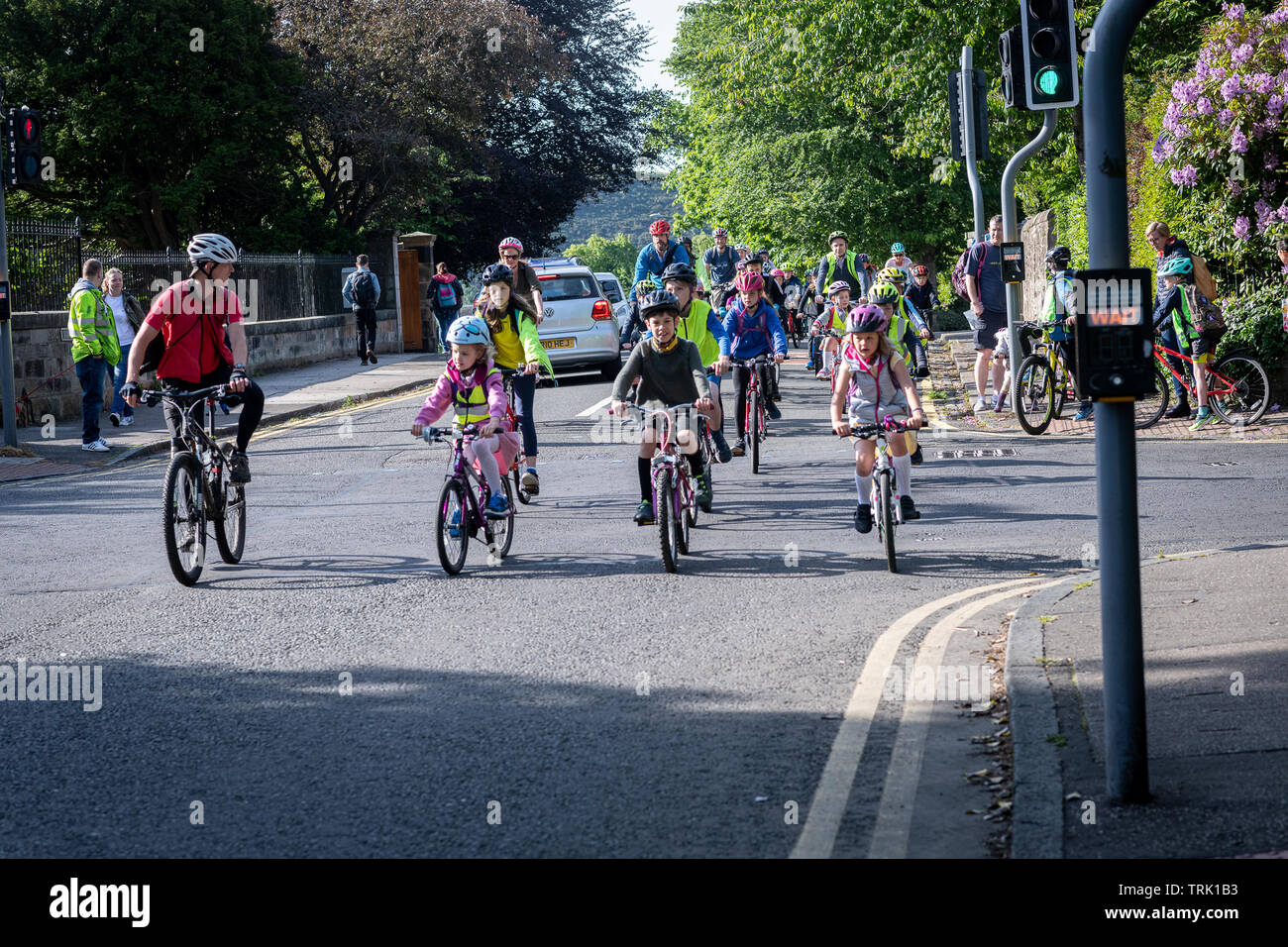 Bike bus edinburgh hi-res stock photography and images - Alamy