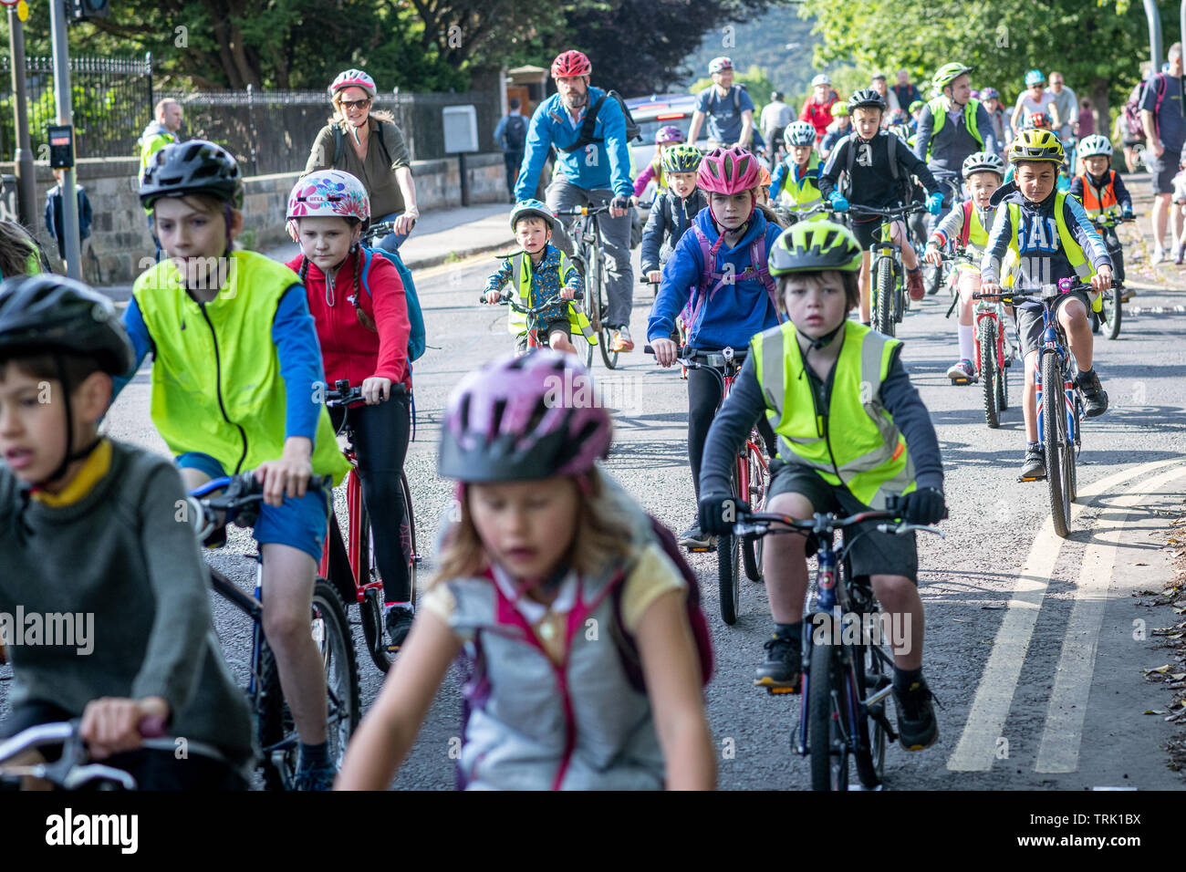 Bike bus edinburgh hi-res stock photography and images - Alamy