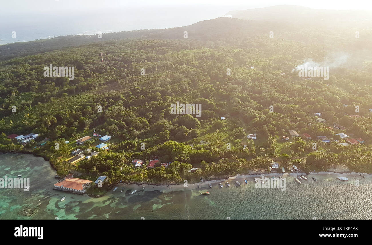 Caribbean island aerial hi-res stock photography and images - Alamy