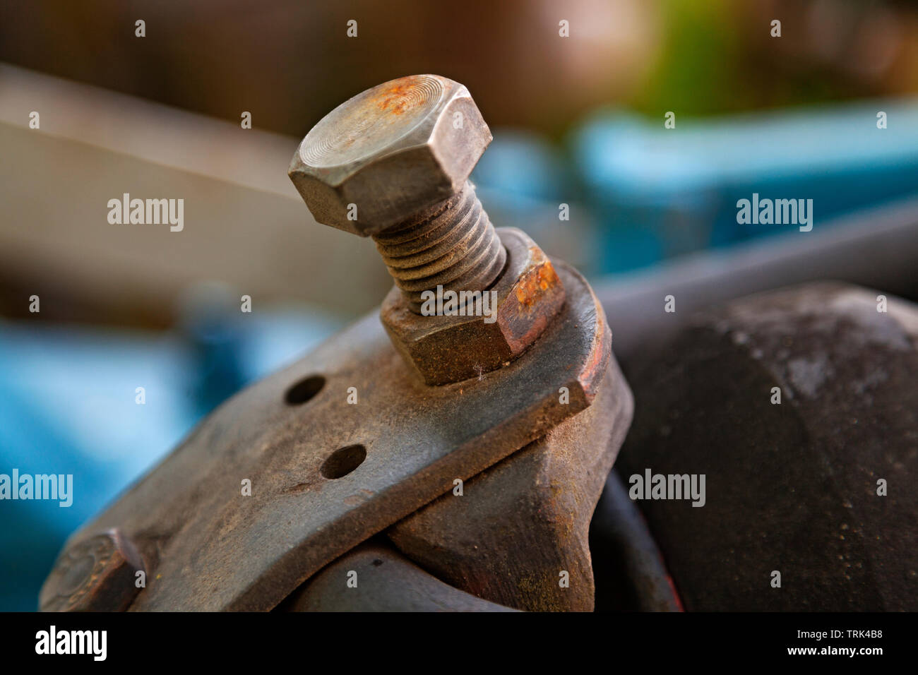 rusty bolt and thread close-up Stock Photo - Alamy