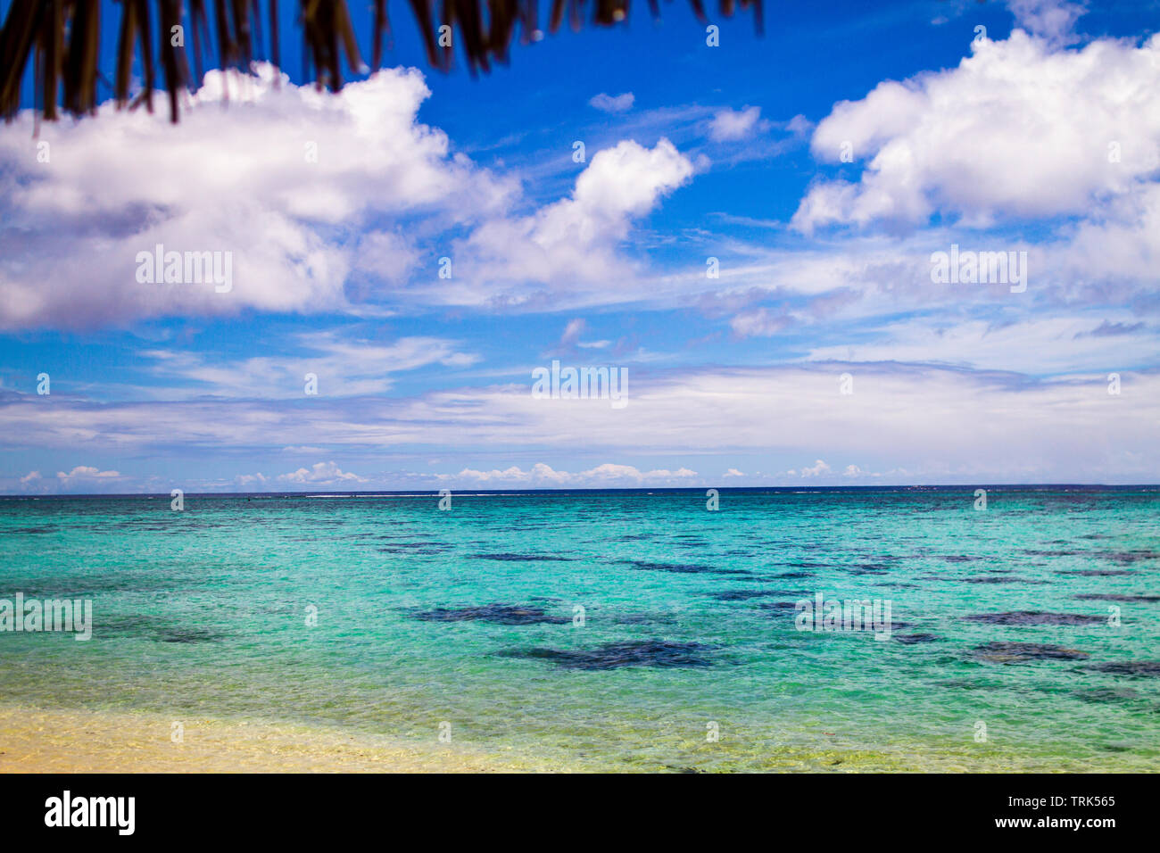 Spectacular view of crystal clear lagoon from overwater bungalow Stock ...