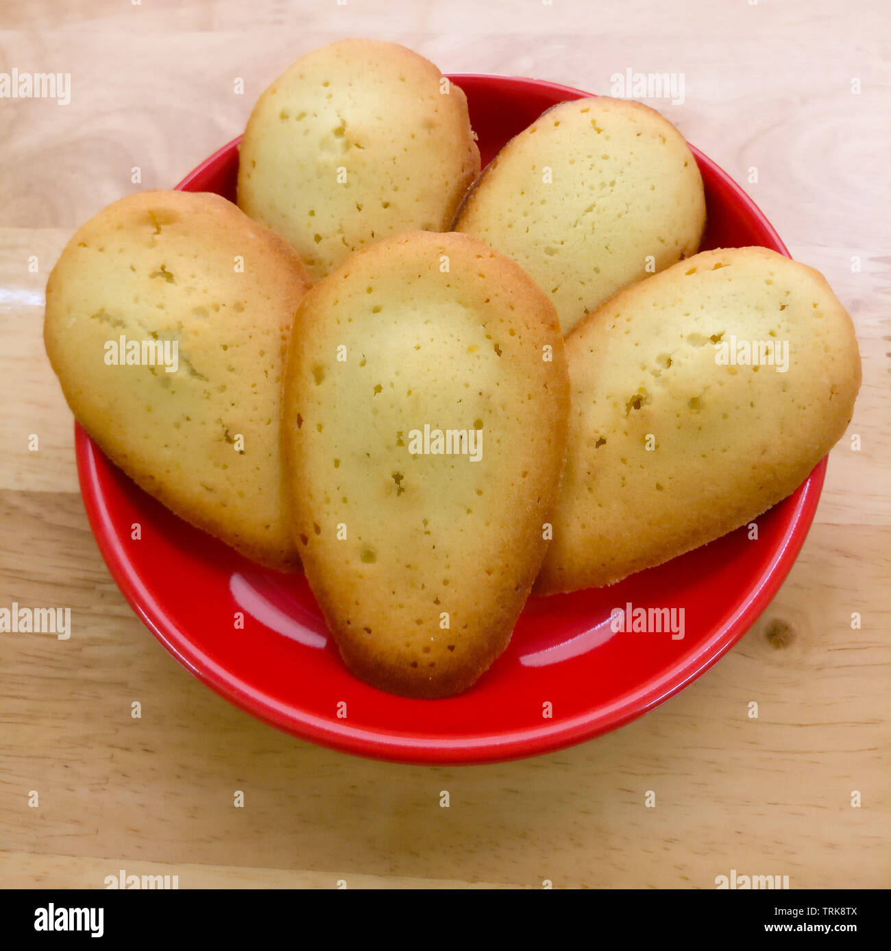 Madeleine pastry hi-res stock photography and images - Alamy
