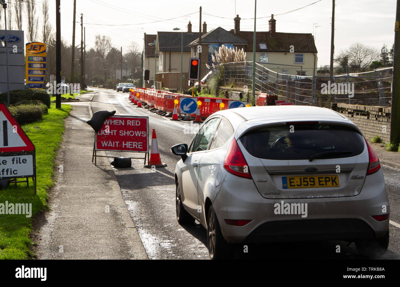 One way street traffic barriers hi-res stock photography and images - Alamy