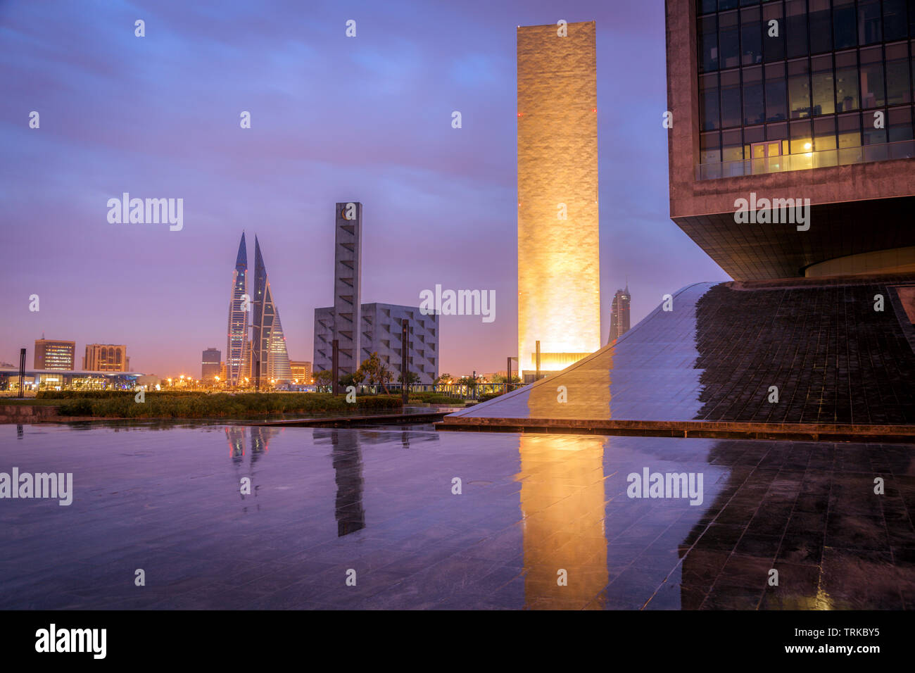 Modern architecture and mosque in the center of Manama at night. Manama ...